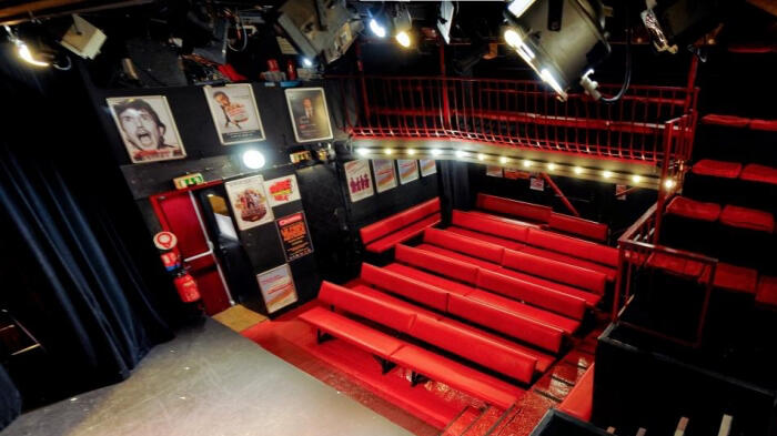 LE POINT VIRGULE - Salles de spectacles