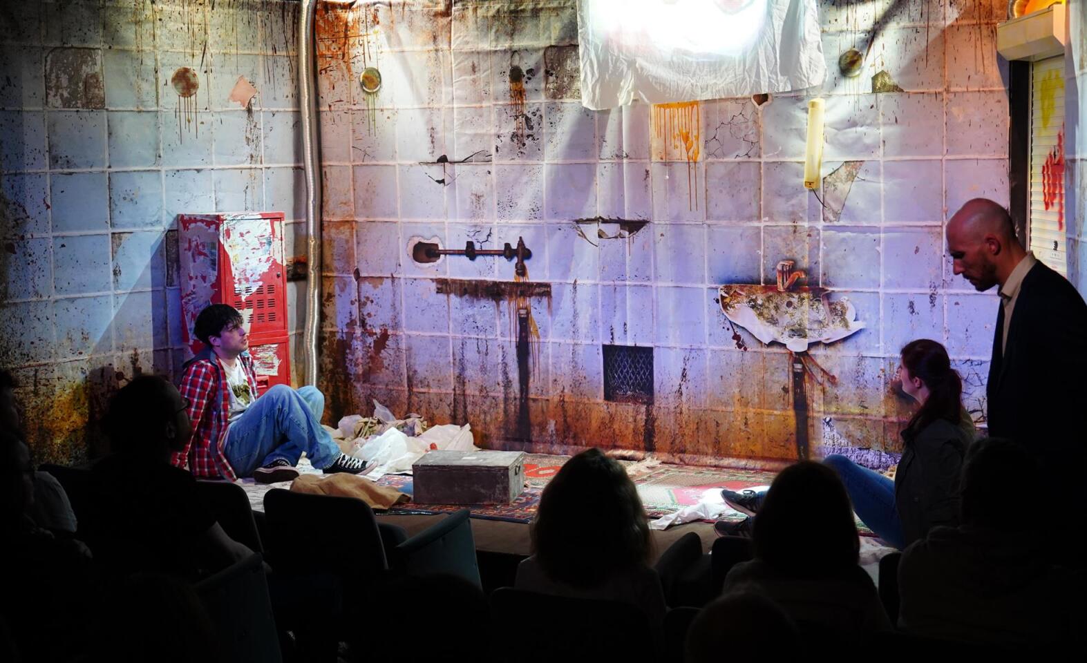 ON VA JOUER À UN JEU - Théâtre Comédie - Billet & Réservation